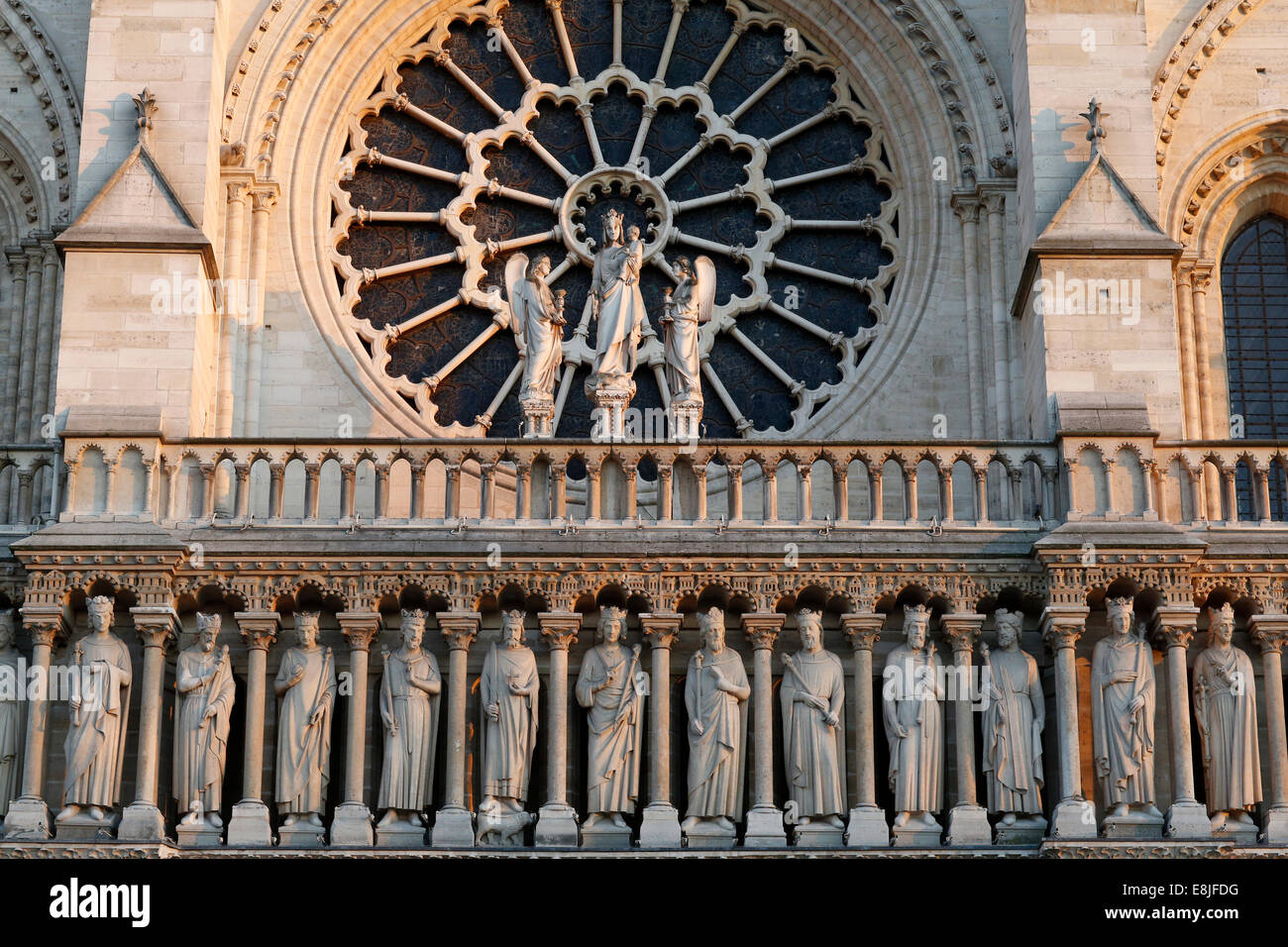 Kings gallery hi-res stock photography and images - Alamy