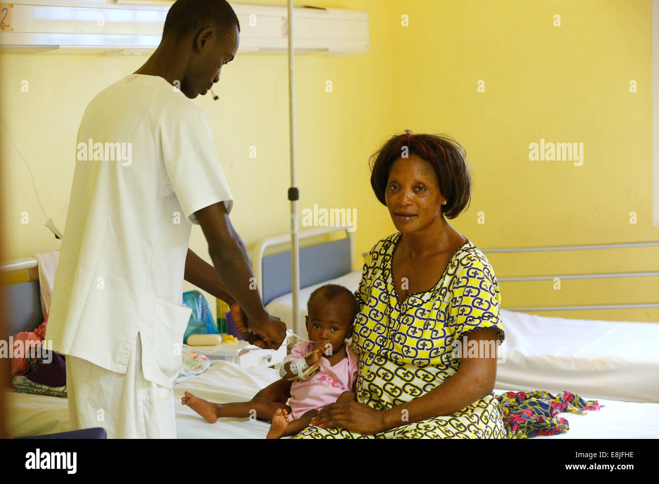 Baby africa hospital hi-res stock photography and images - Alamy