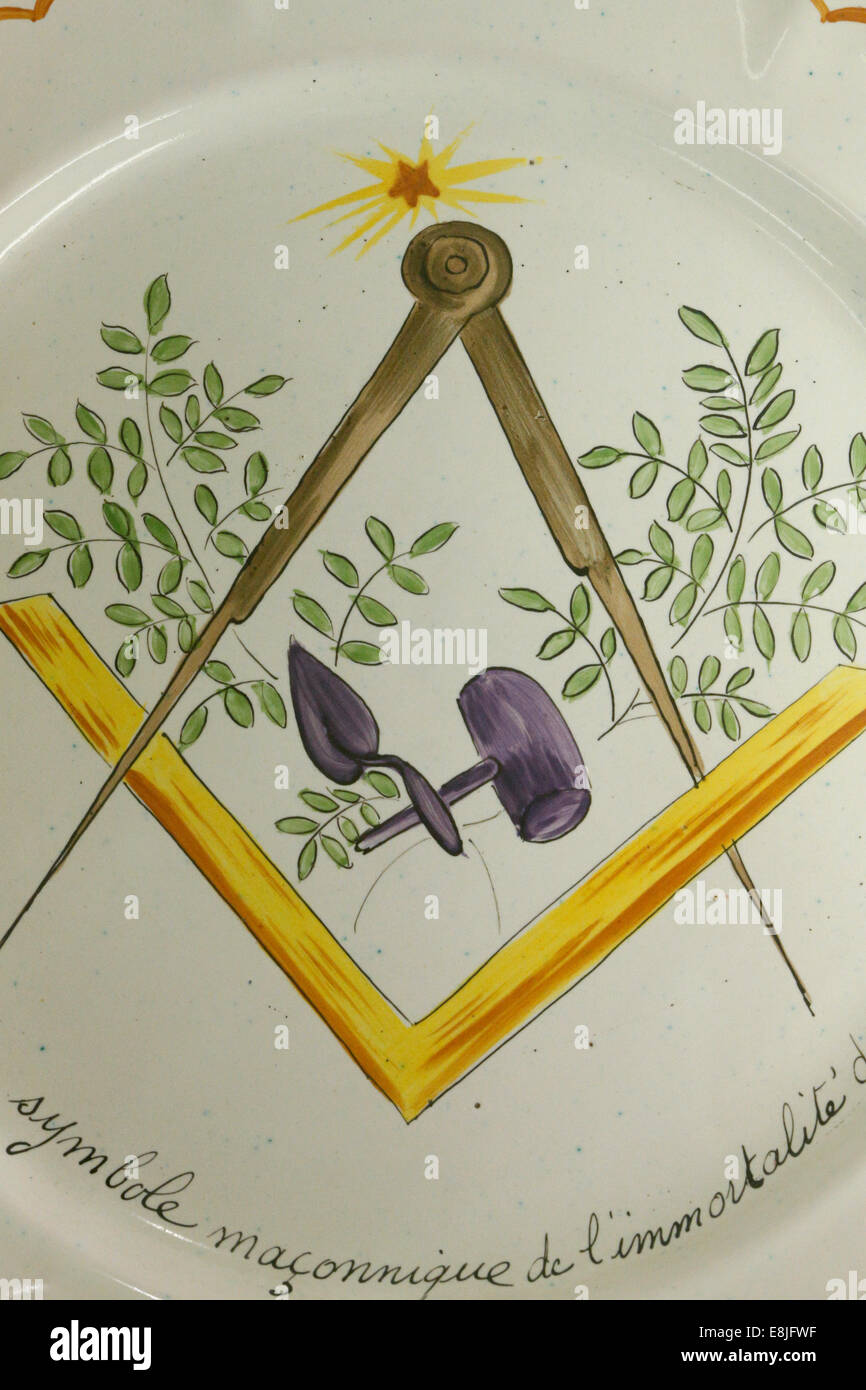 Women's Grande loge de France. Masonic symbols Stock Photo - Alamy
