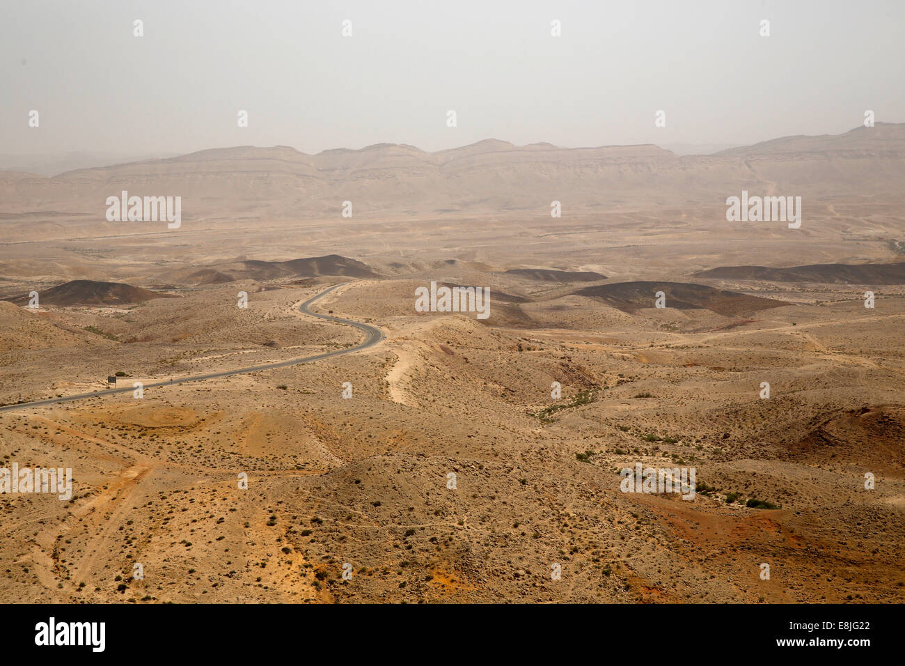 The Makhtesh Ramon crater Stock Photo - Alamy