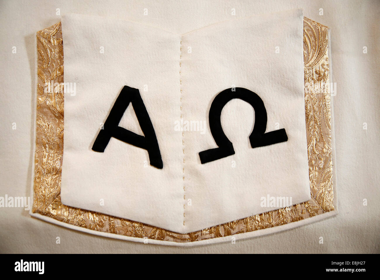 Alpha omega symbol hi-res stock photography and images - Alamy