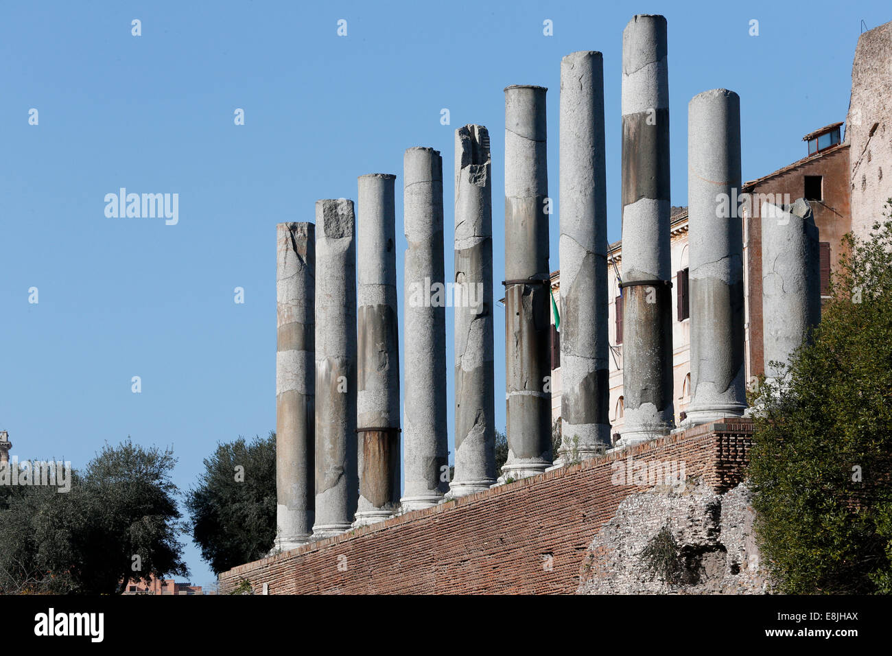 Columns at Via Sacra, Roman Forum Stock Photo - Alamy