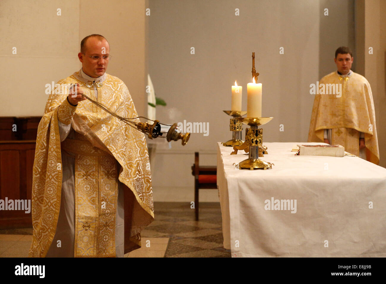 Orthodox mass. St. Jean Chrysotome liturgy Stock Photo - Alamy