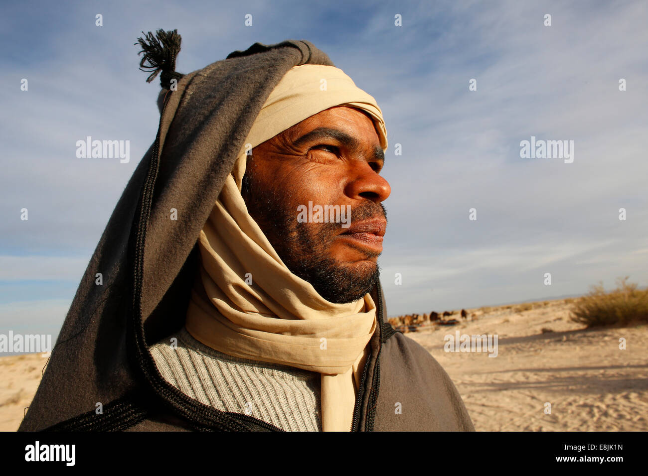 Bedouin clothing hi-res stock photography and images - Alamy
