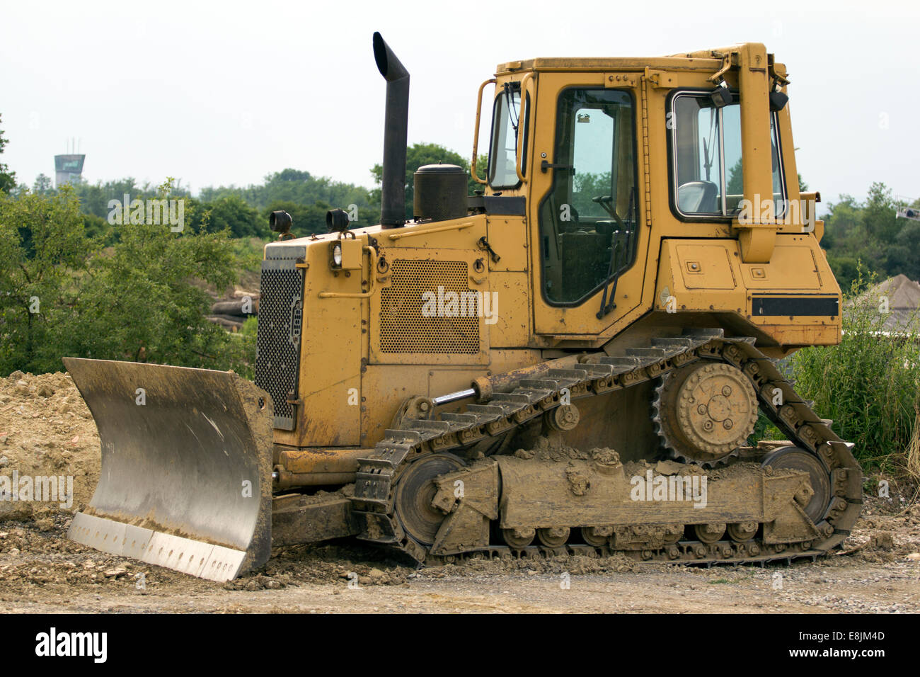 Old, rusty Yellow Bulldozer Stock Photo - Alamy