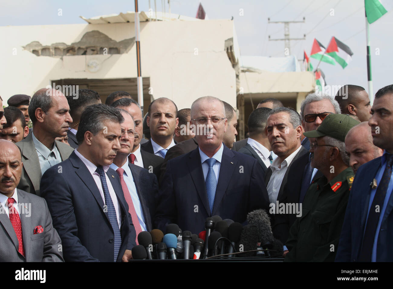 Gaza Strip. 9th Oct, 2014. Palestinian Prime Minister Rami Hamdallah ...