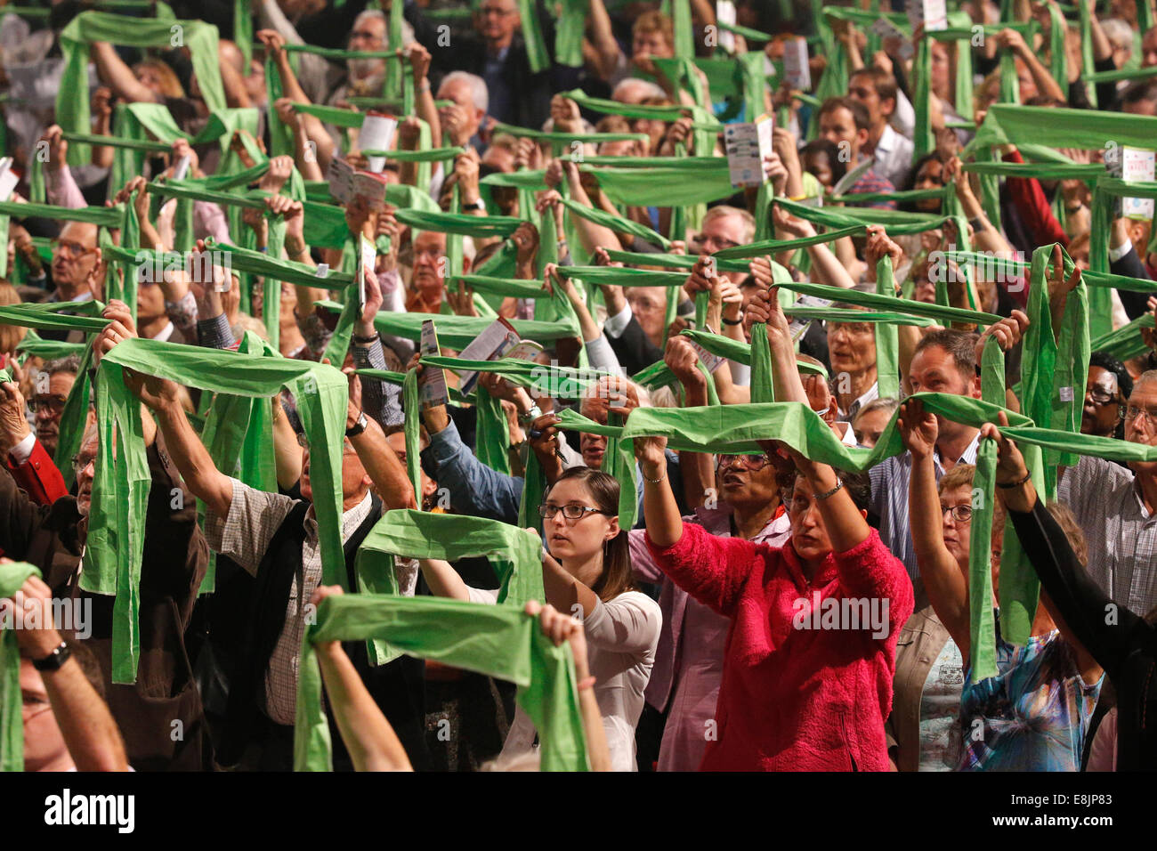 Protestant christian group hi-res stock photography and images - Alamy