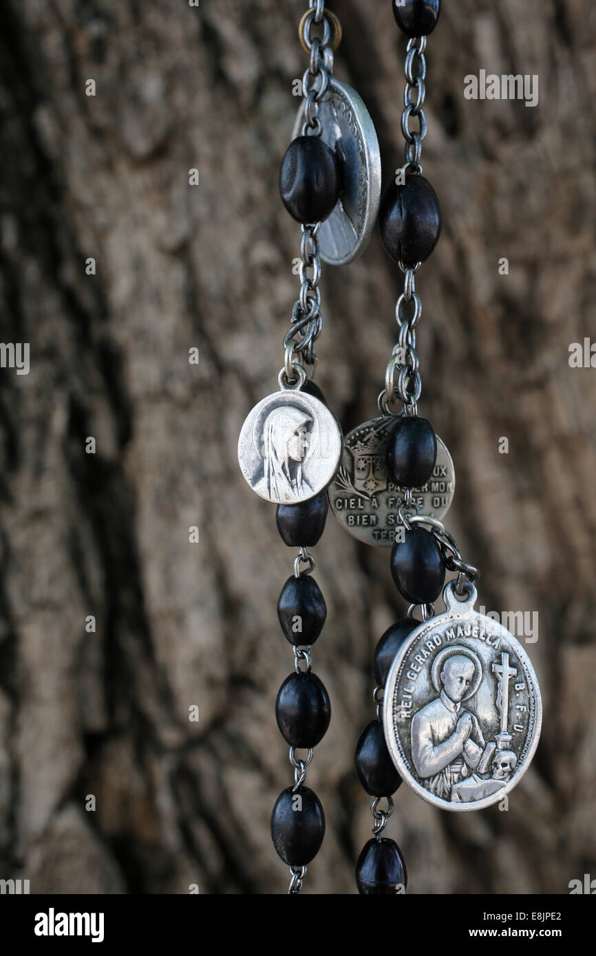 Rosary tree hi-res stock photography and images - Alamy