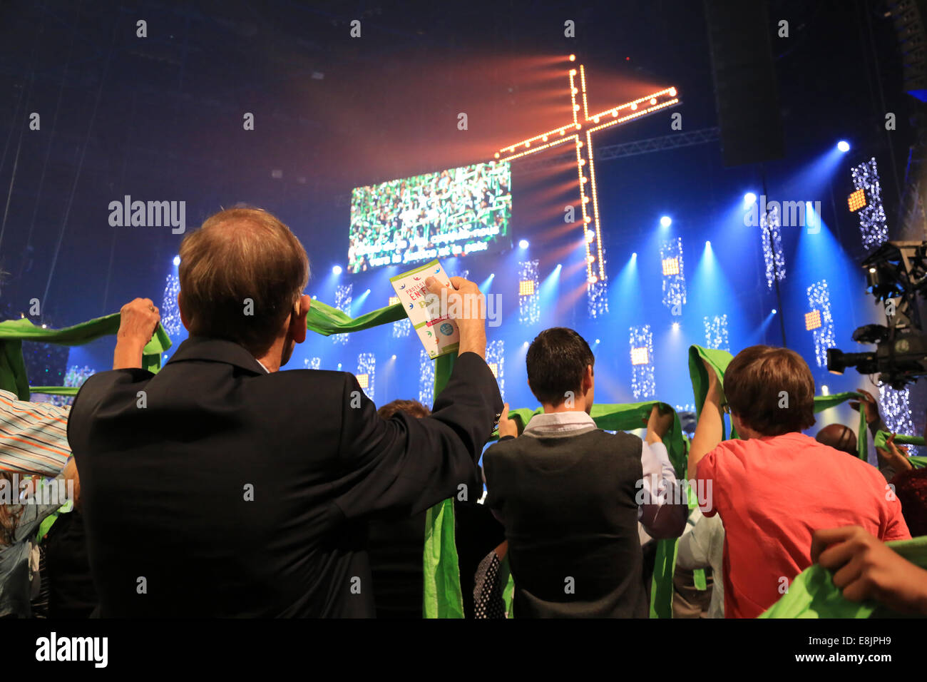 Protestant gathering in Paris-Bercy Stock Photo - Alamy