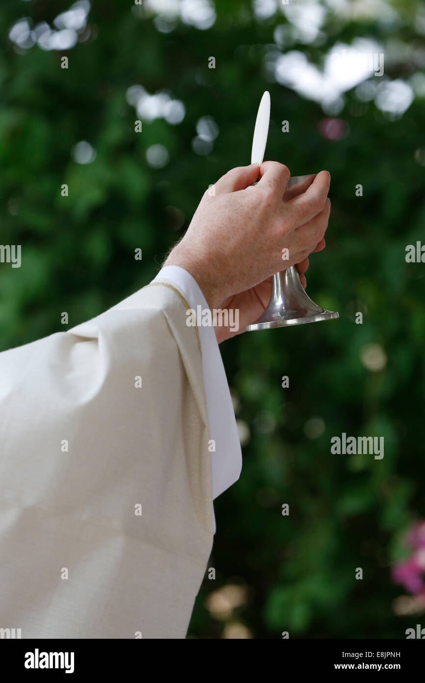 Catholic mass. Catholic mass. Eucharist Stock Photo - Alamy