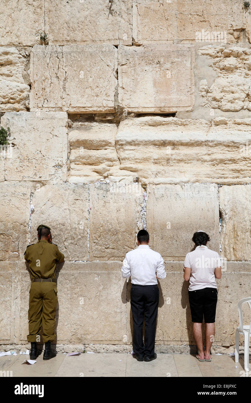 Jews Praying at Western Wall Stock Photo - Alamy