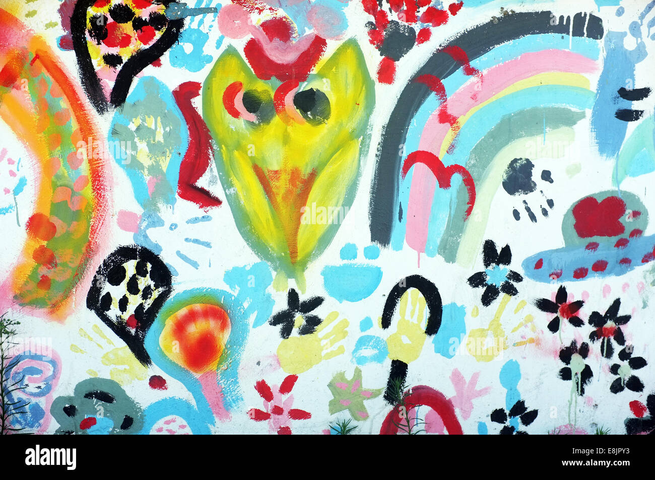 Child graffiti on the wall Stock Photo - Alamy