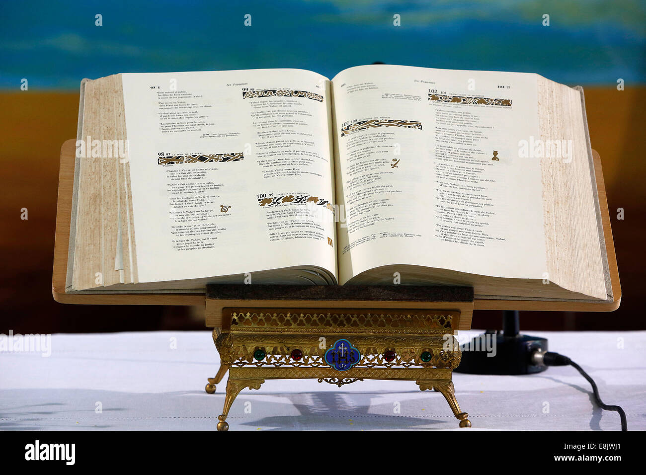Book of psalm hi-res stock photography and images - Alamy