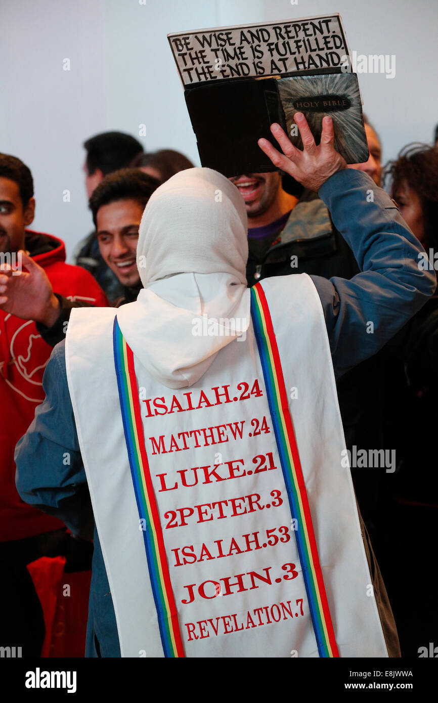 Evangelisation hi-res stock photography and images - Alamy