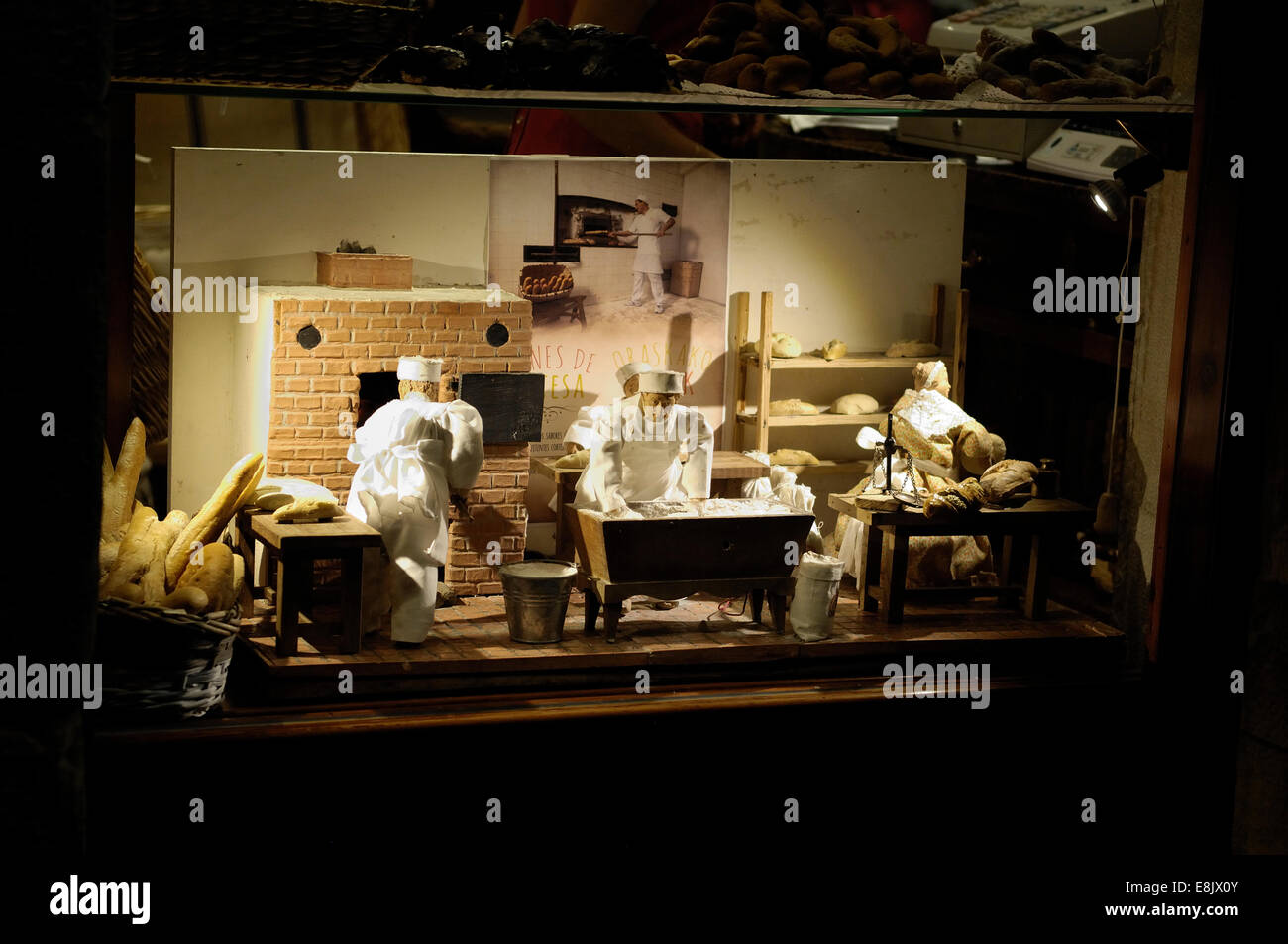 Showcase dolls hi-res stock photography and images - Alamy