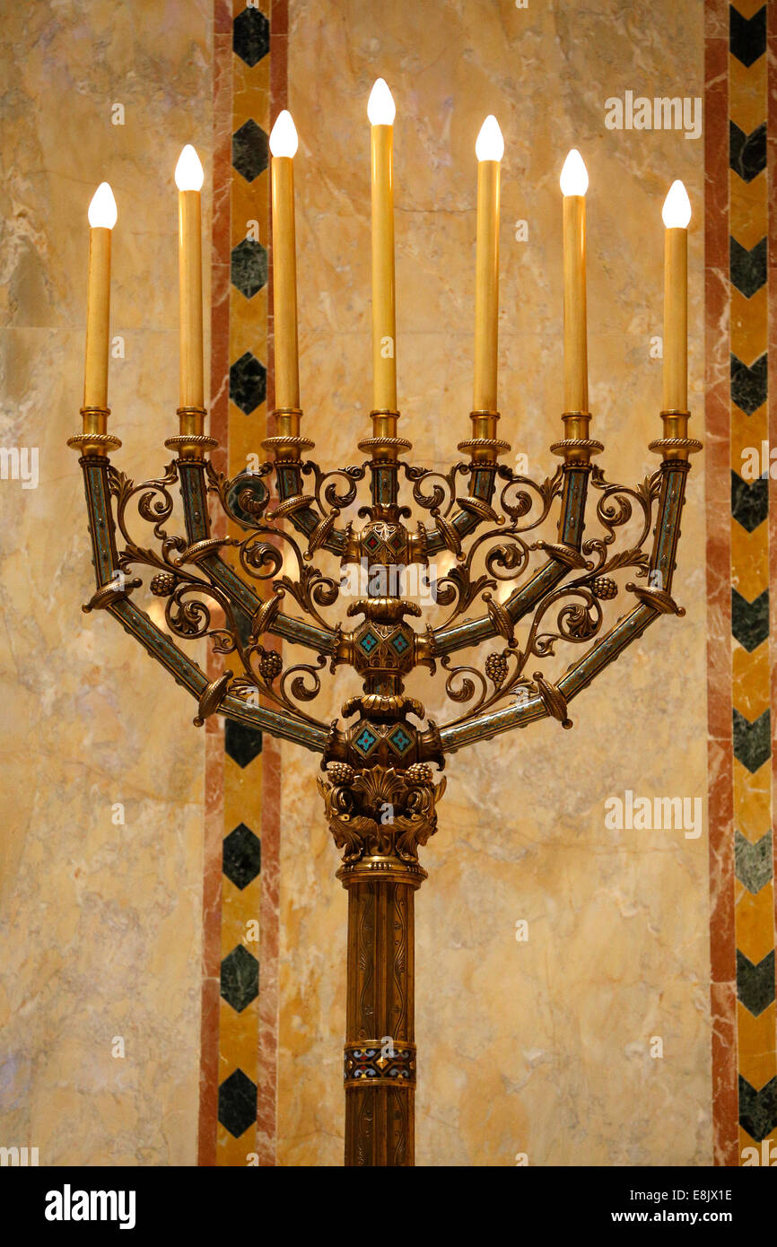 The menorah of the temple hi-res stock photography and images - Alamy
