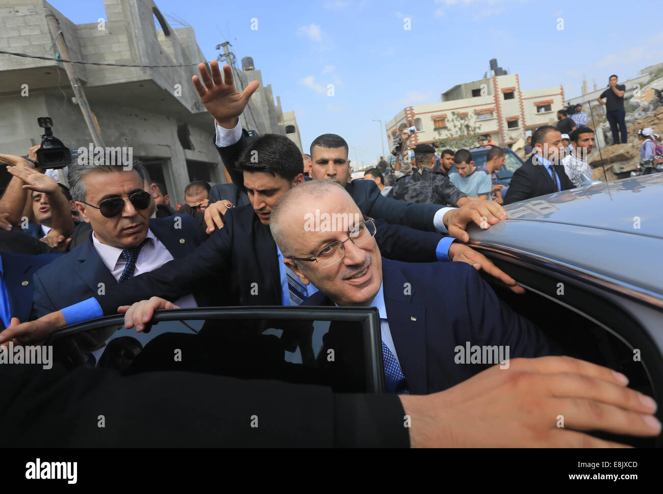Gaza Strip. 9th Oct, 2014. Palestinian Prime Minister RAMI HAMDALLAH is ...