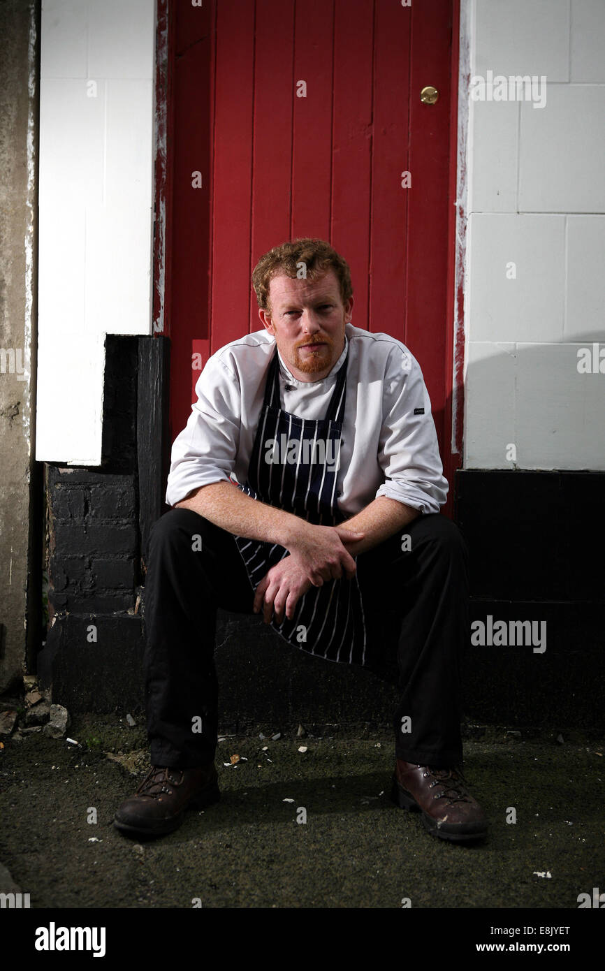 Angel chef hi-res stock photography and images - Alamy