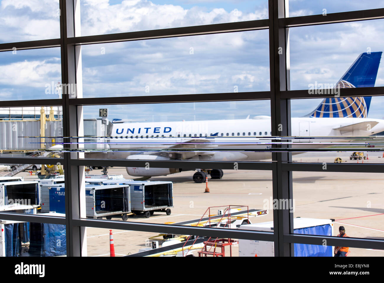 DCA, Reagan National Airport, Washington, DC - View out airport window ...