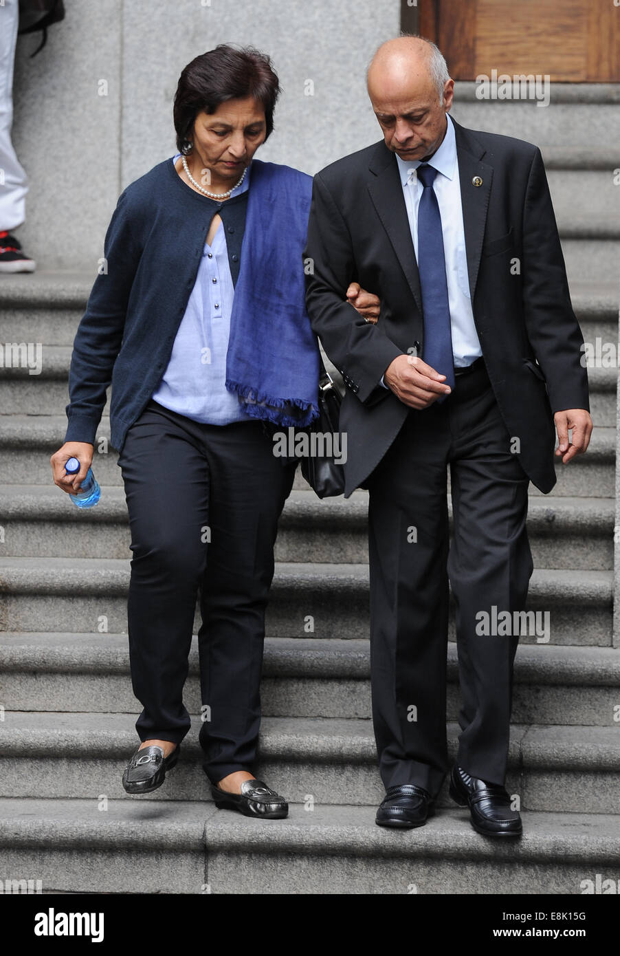 Cape Town, South Africa. 9th October, 2014. Snila and Prakash Dewani ...