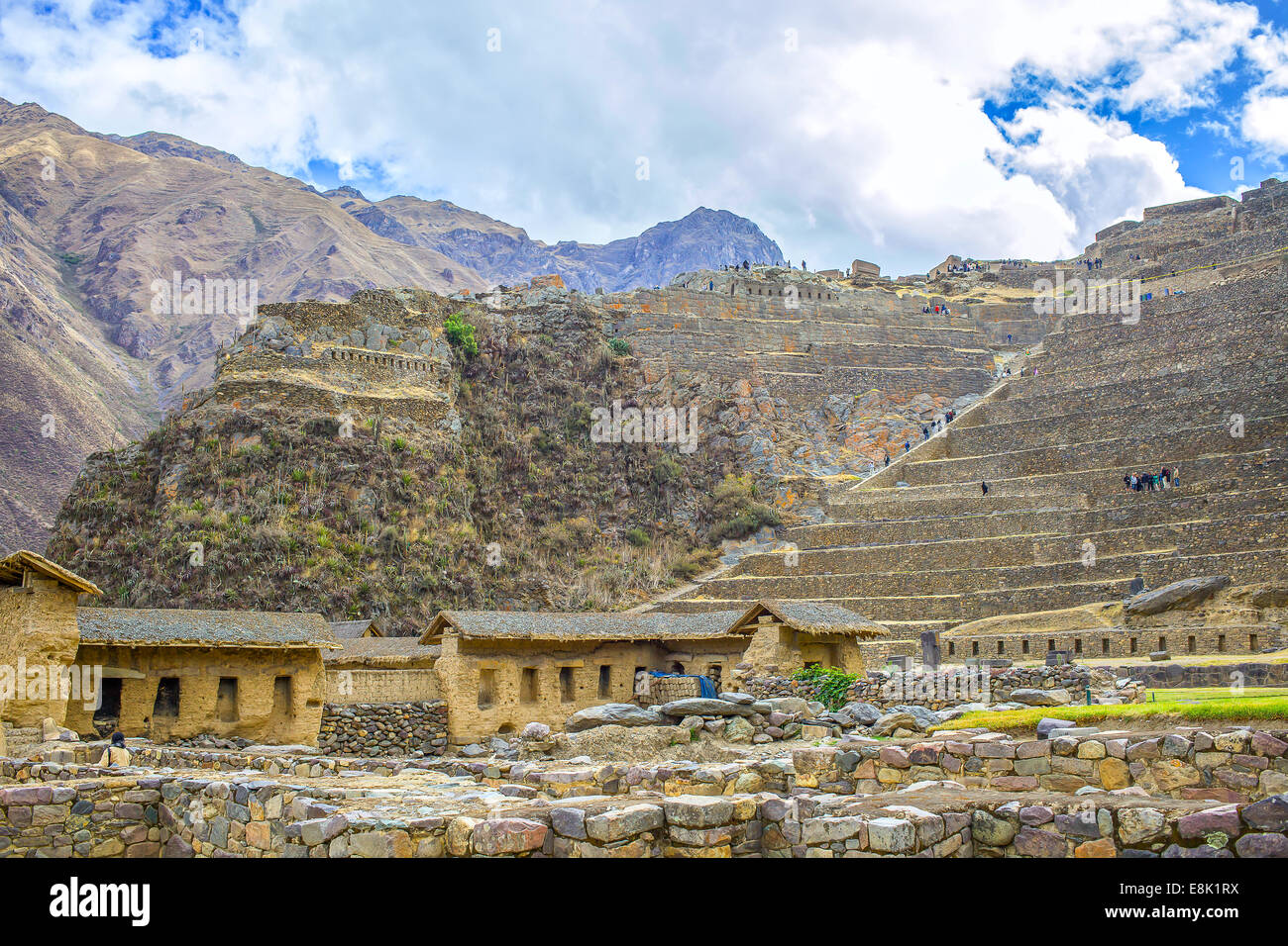 Incan hillside fortress at the town of Ollantaytambo in Peru Stock ...