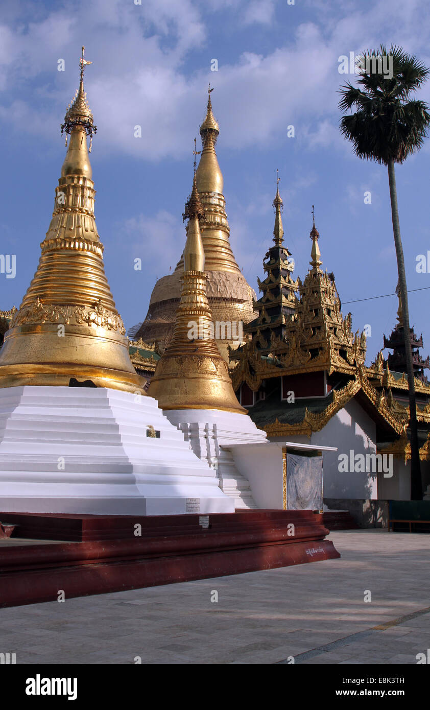 Rangoon hi-res stock photography and images - Alamy