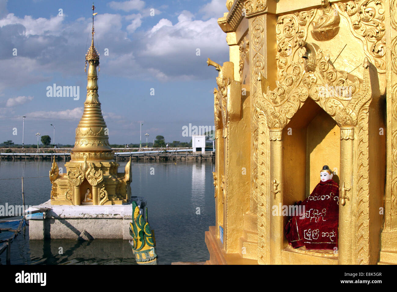 Yele High Resolution Stock Photography and Images - Alamy