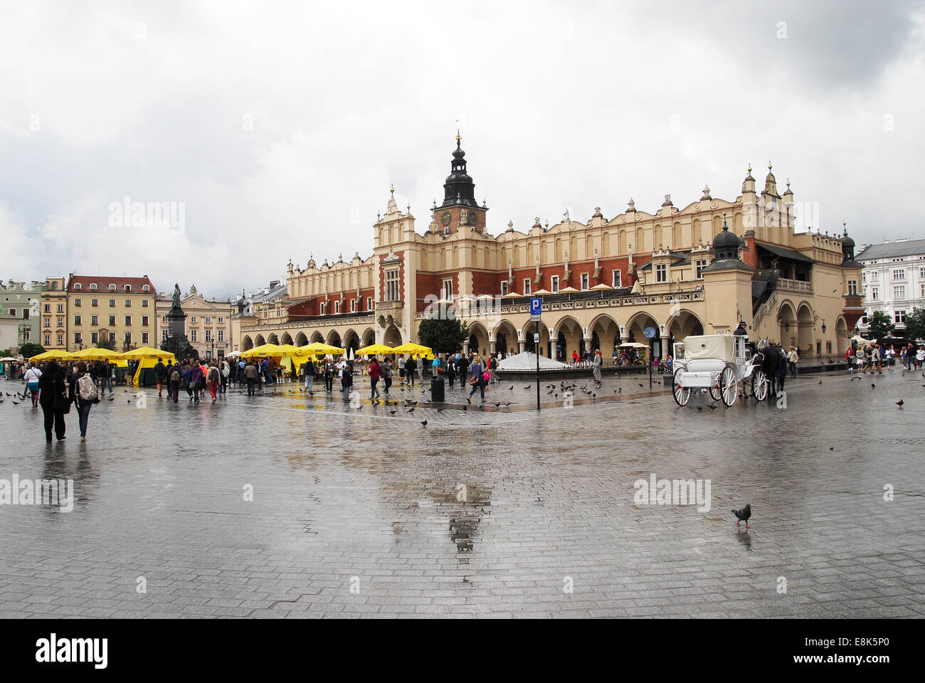 Main Market Square in Krakow Stock Photo - Alamy