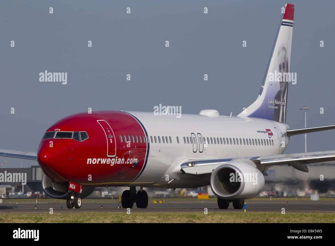 Norwegian Air Shuttle Boeing 737 Stock Photo - Alamy