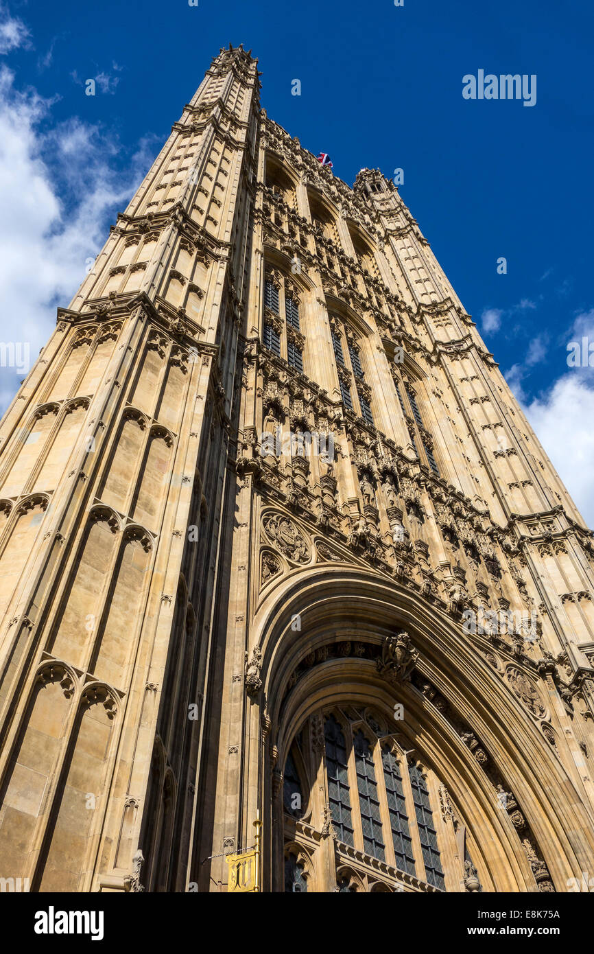 Tower houses hi-res stock photography and images - Alamy