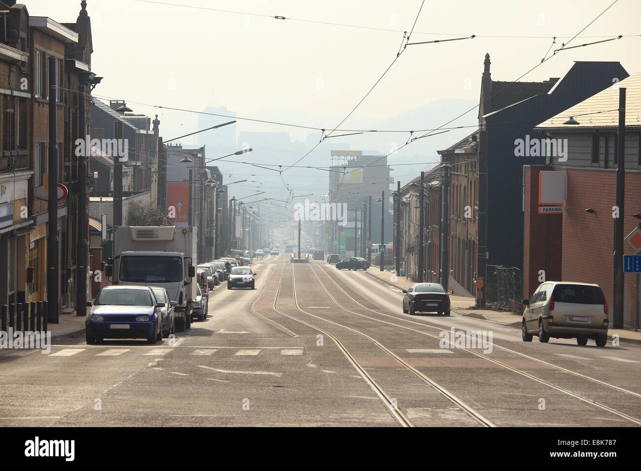 Dirty urban street hi-res stock photography and images - Alamy