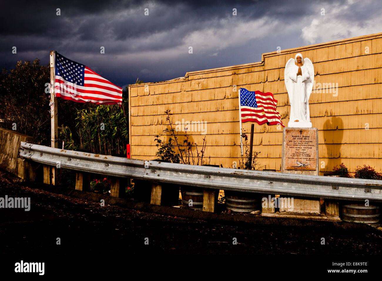 Commemorative statue to Kenneth L. Reusser, the most decorated Marine ...