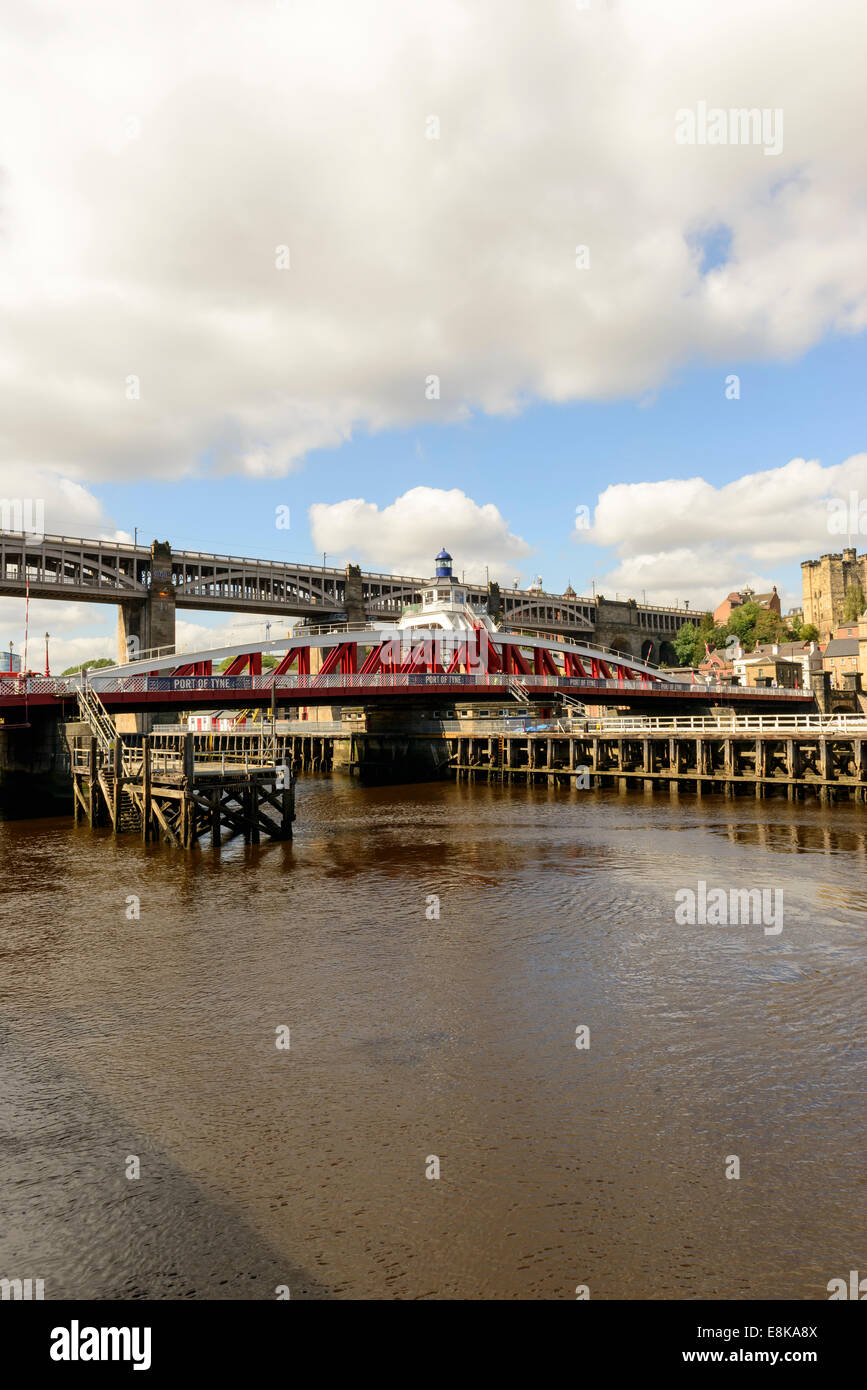 High level foot bridge hi-res stock photography and images - Alamy