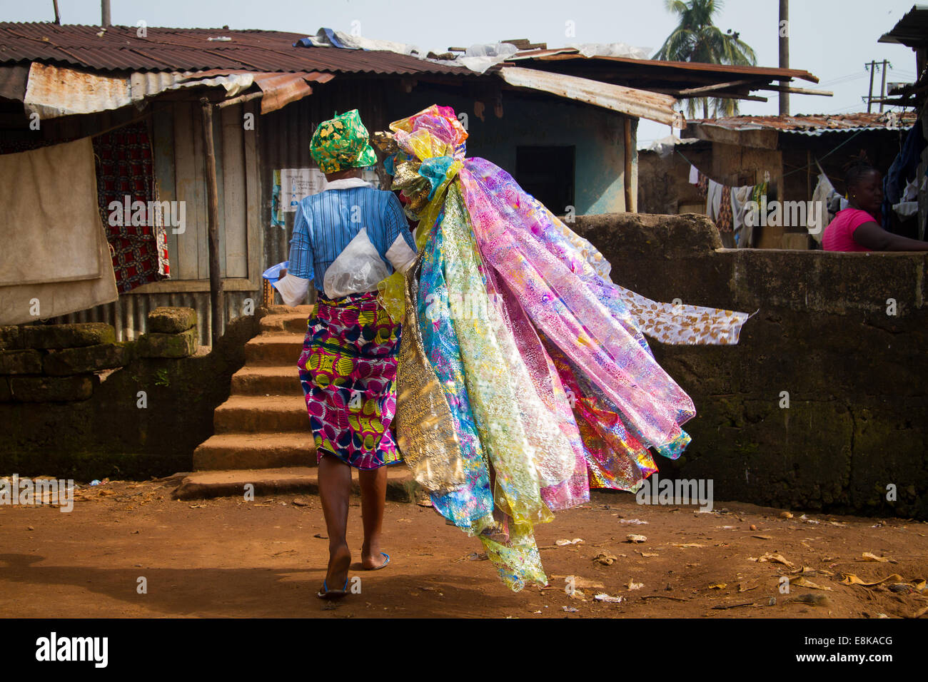 Kroo bay slum freetown sierra hi-res stock photography and images - Alamy