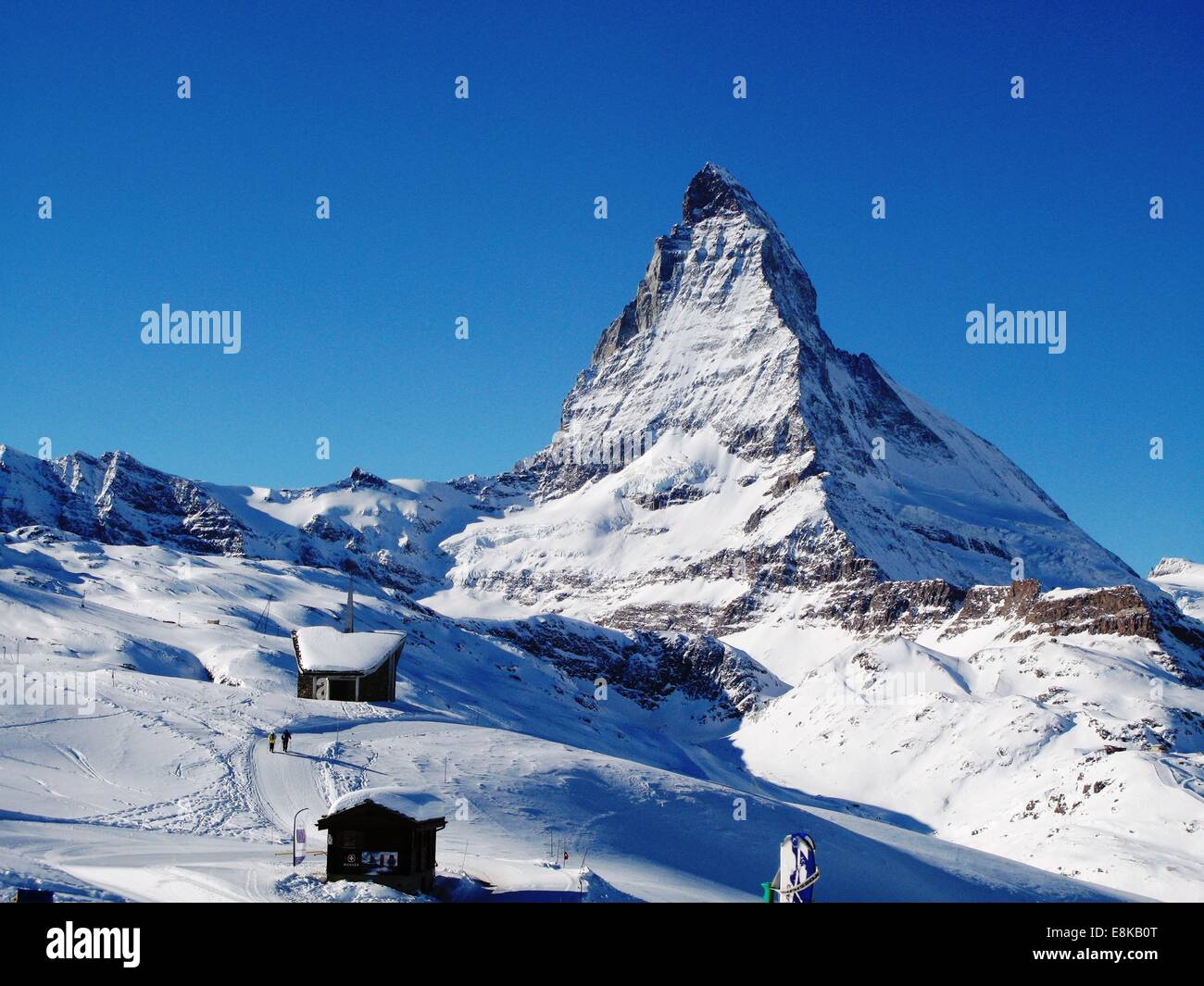 The majestic alpine Matterhorn mountain towering above Zermatt ... The majestic alpine Matterhorn mountain towering above Zermatt ...