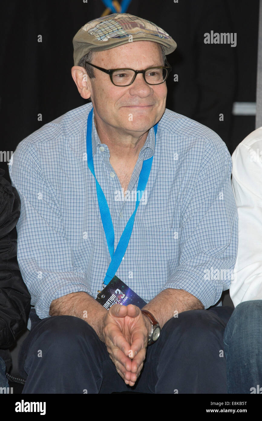 Star Trek stars at Destination Star Trek 3 at the fan convention at ...