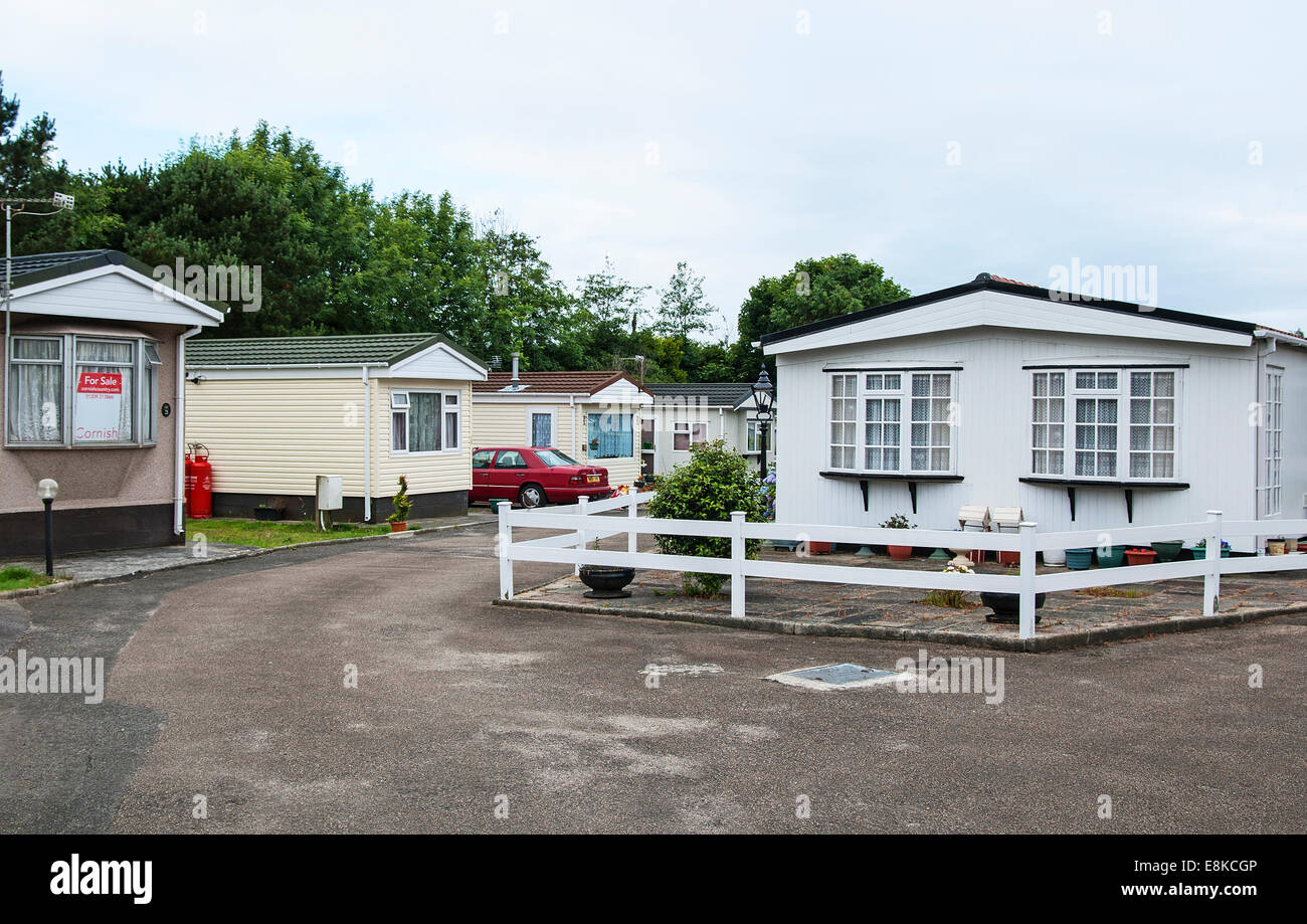 Mobile home holiday homes hi-res stock photography and images - Alamy