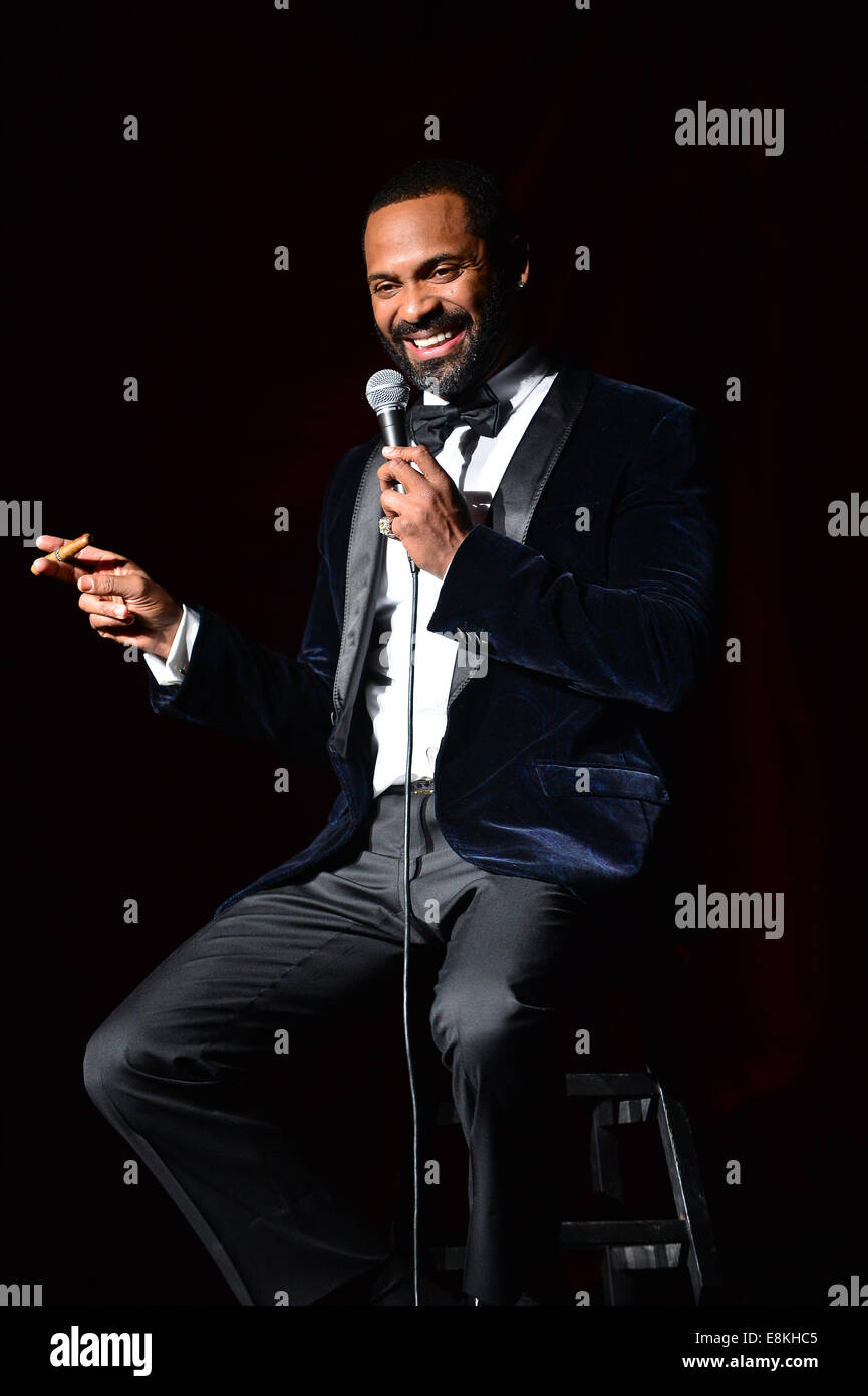 Mike Epps performs during the After Dark Tour at Fillmore Miami Beach ...