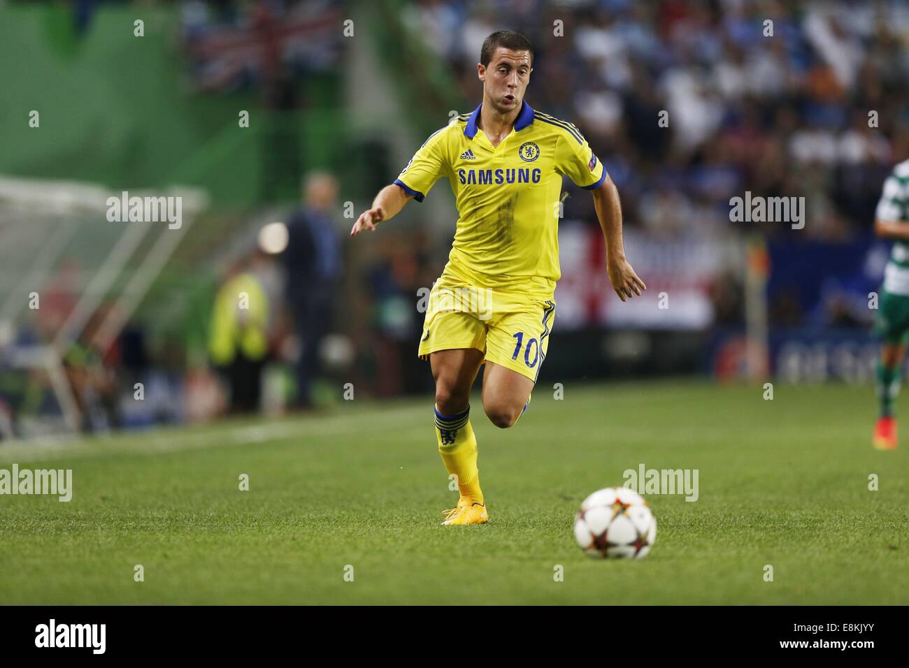 Eden hazard chelsea 2014 hi-res stock photography and images - Alamy
