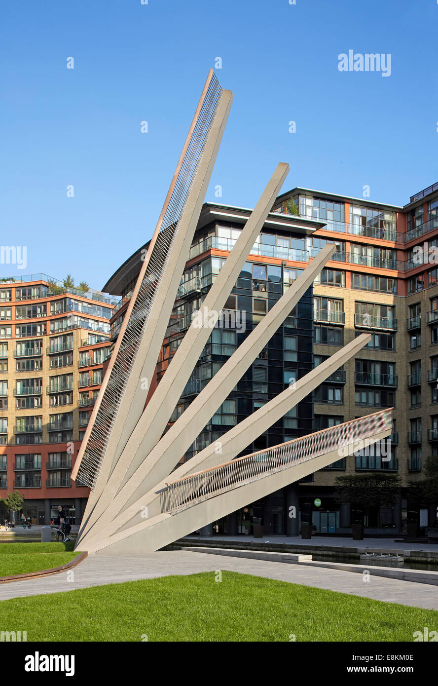 Merchant Square Footbridge, London, United Kingdom. Architect: Knight ...