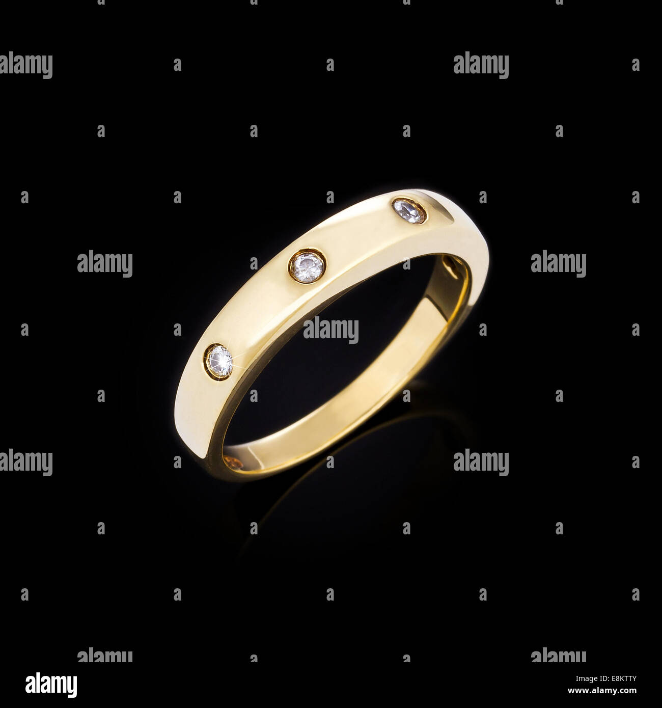 Diamond ring on black background Stock Photo - Alamy