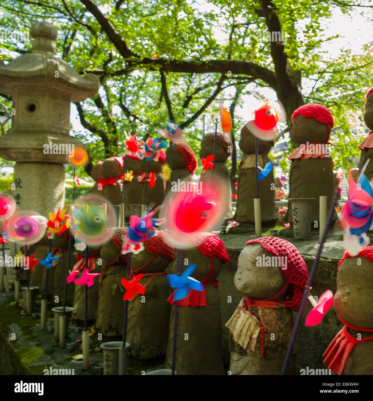 Shiba tokyo japan hi-res stock photography and images - Alamy