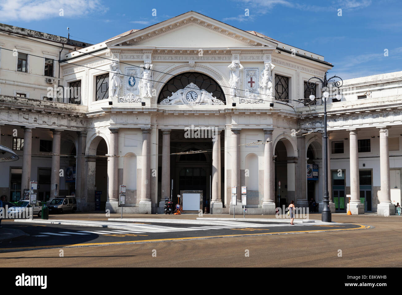 Piazza Principe railway station, Genoa, Italy Stock Photo - Alamy