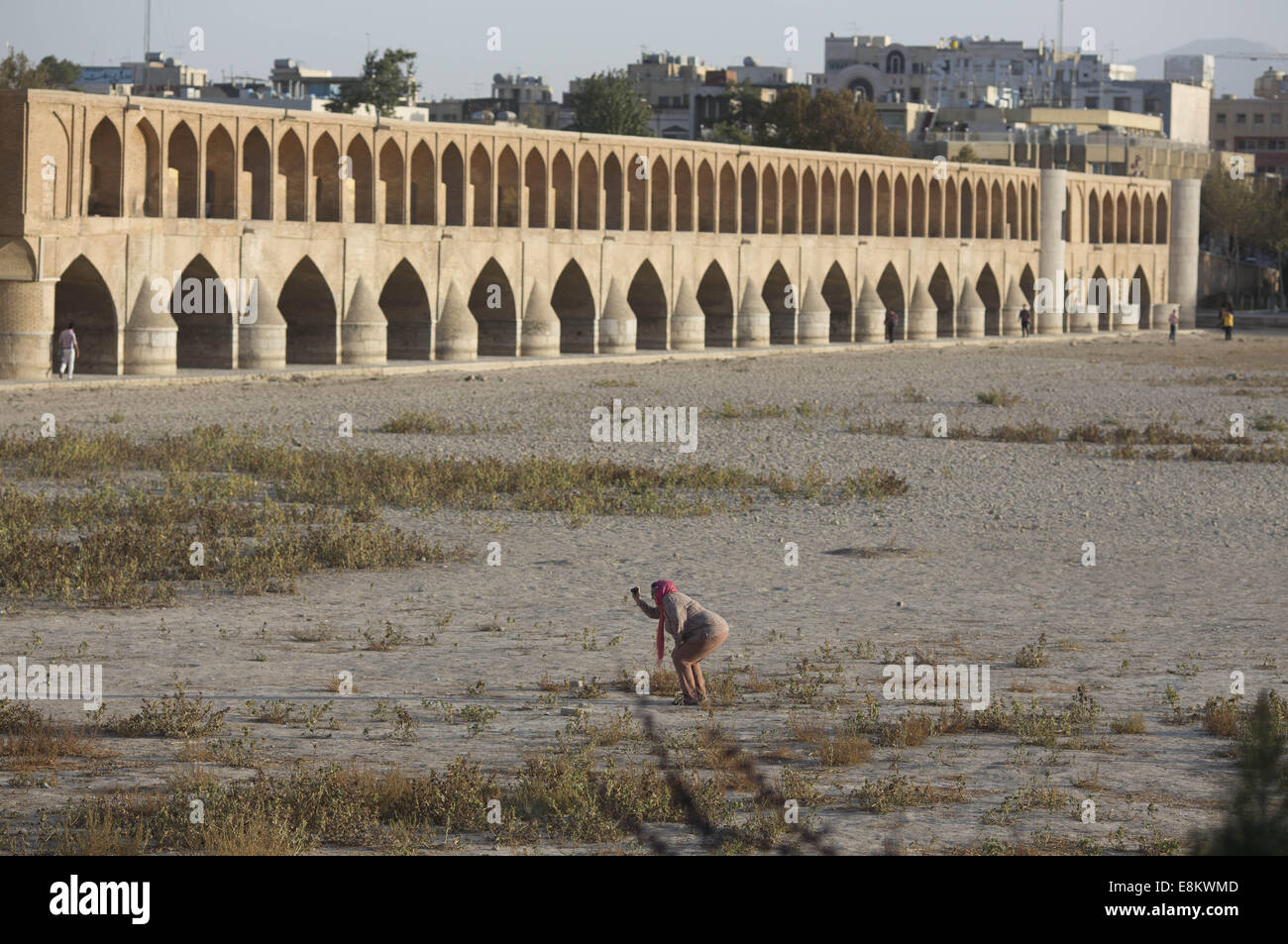 Zayanderood hi-res stock photography and images - Alamy