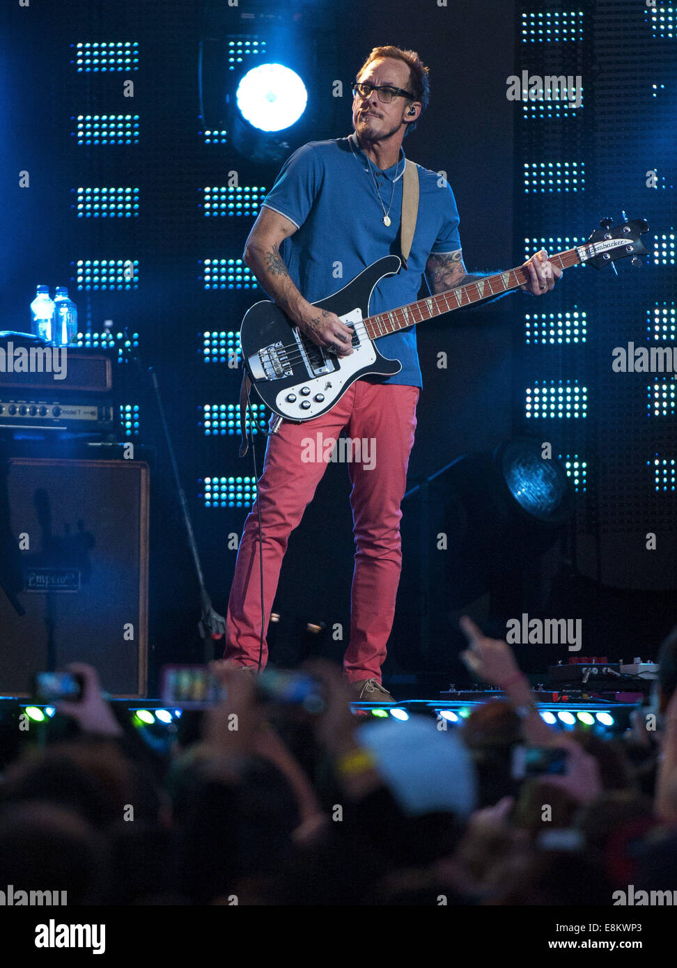 Hollywood, California, USA. 7th Oct, 2014. Scott Shriner --- 1990's era ...