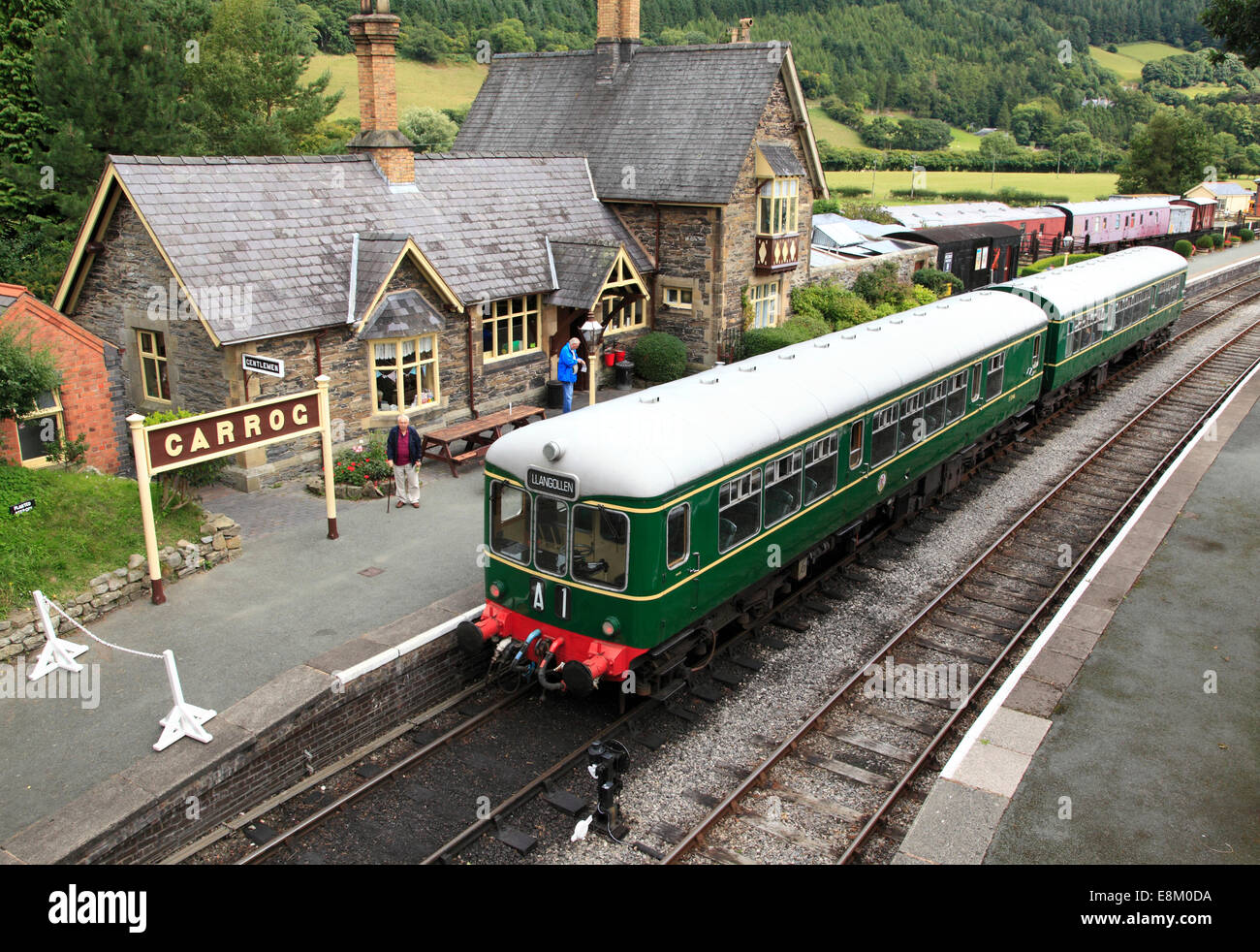 The rare Class 109 railcar DMU waits at Carrog Station on the ...