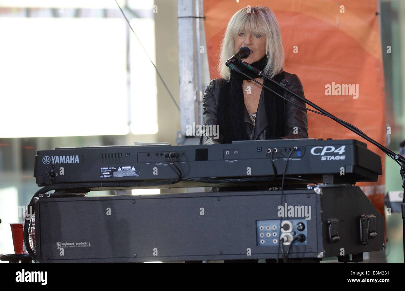 Christine mcvie fleetwood mac hi-res stock photography and images - Alamy