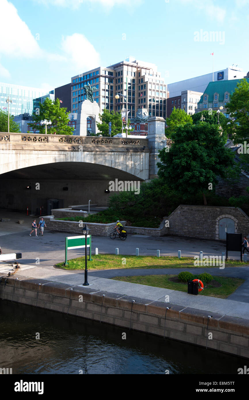 Downtown ottawa hi-res stock photography and images - Alamy