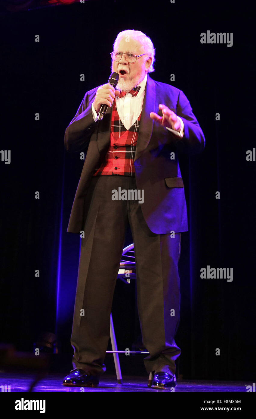 Hamburg, Germany. 9th Oct, 2014. German-American singer Bill Ramsey ...