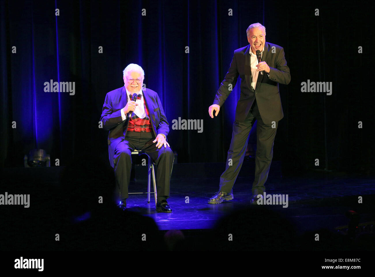 Hamburg, Germany. 9th Oct, 2014. German-American singer Bill Ramsey ...